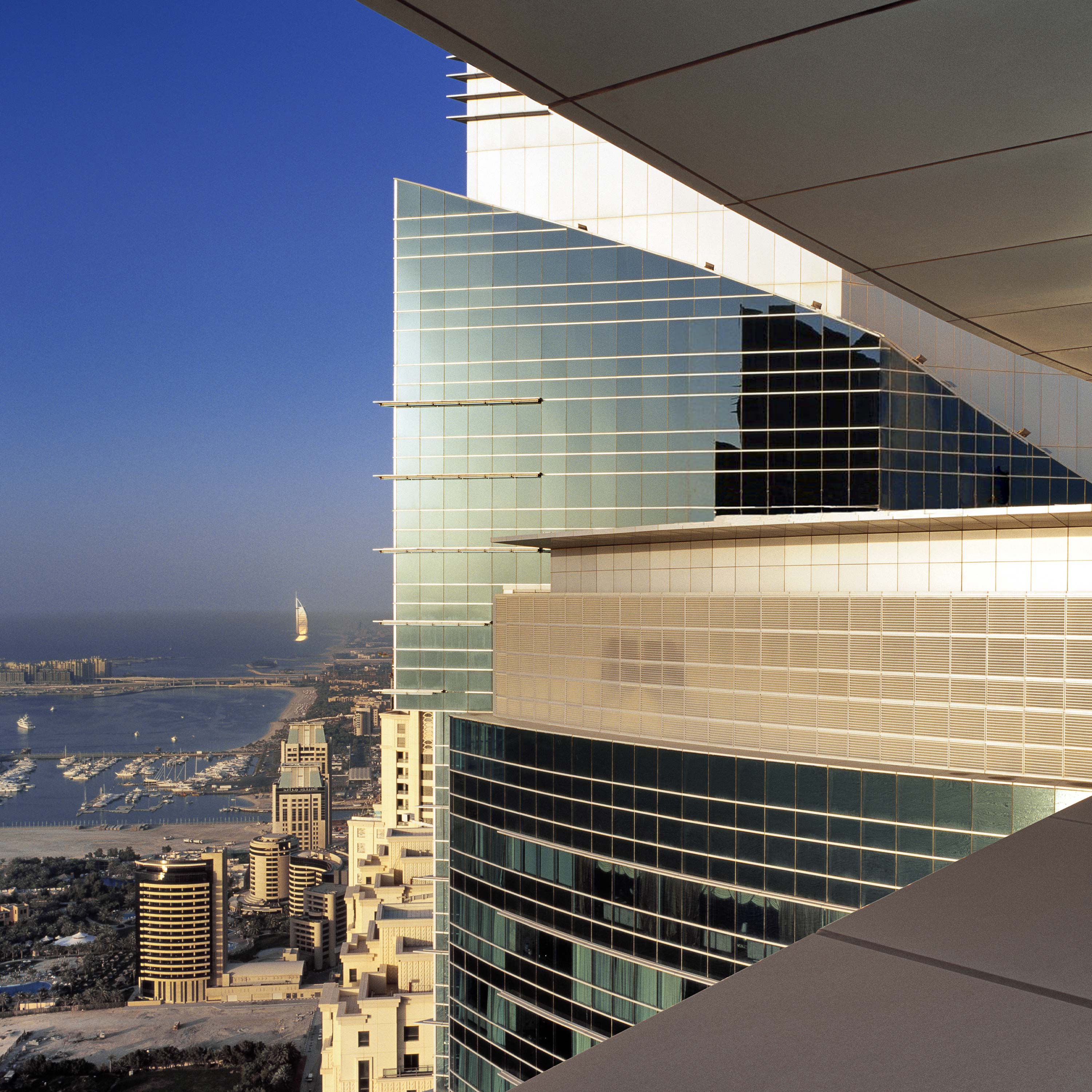 Al Fattan Marine Towers - NORR Group - Integrated Design - Architects ...