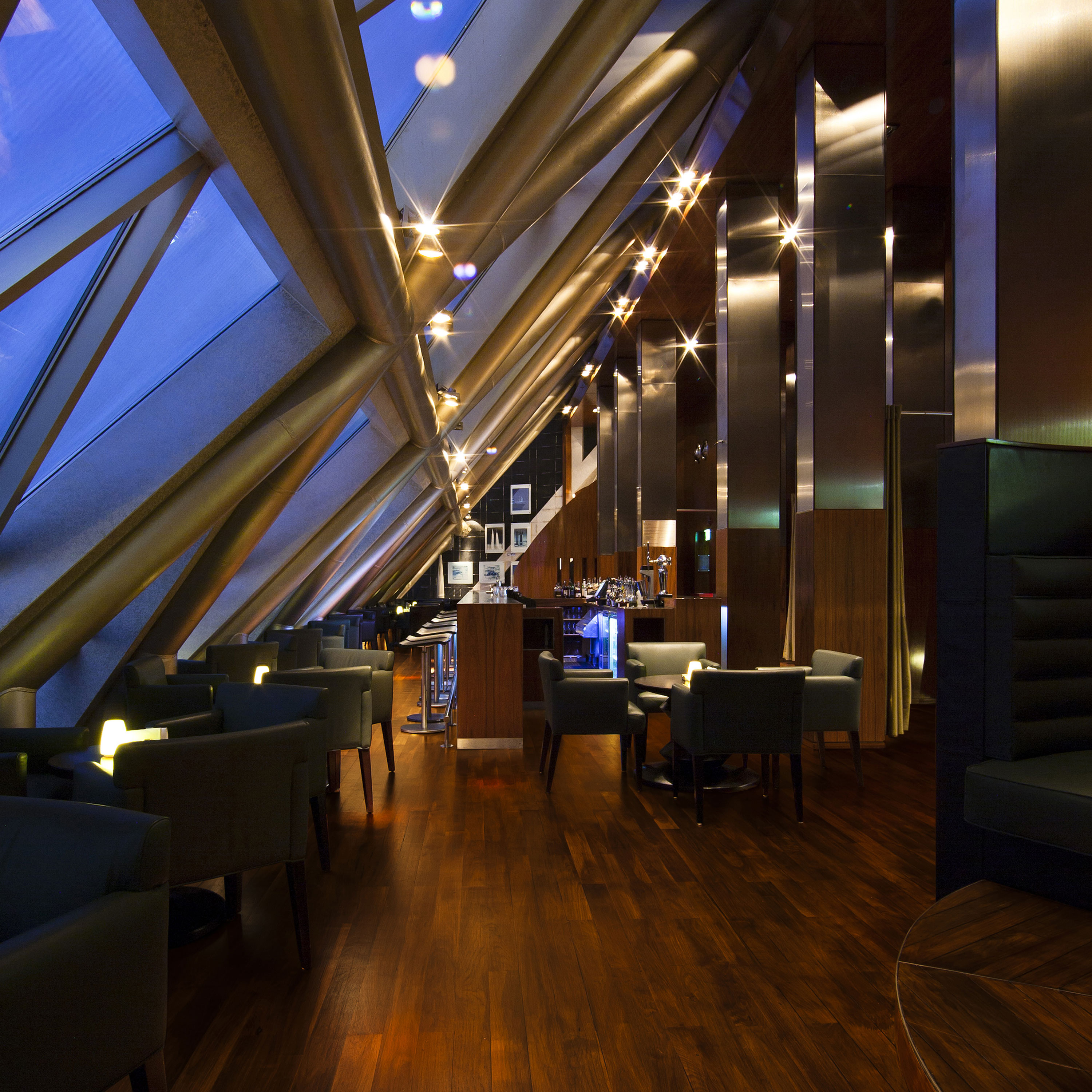 Jumeirah Emirates Towers - NORR Group - Integrated Design - Architects ...